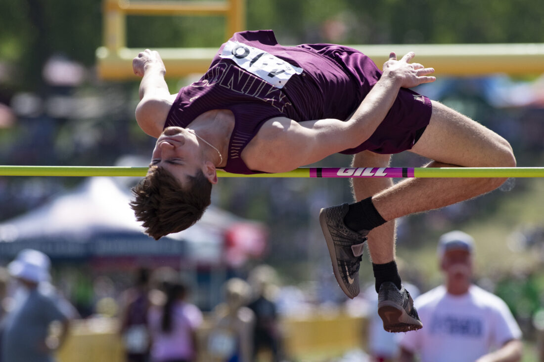 Lakers’ freshman continues making history with sixth state track title ...